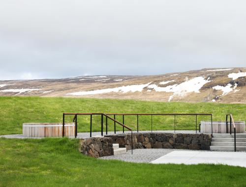 Icelandic Explorer | CIE Tours